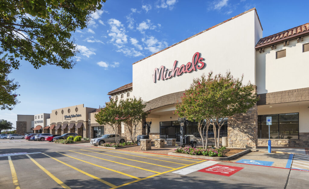 The Highlands of Flower Mound - InvenTrust Properties